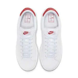 Nike Classic Cs Low Top Sneakers