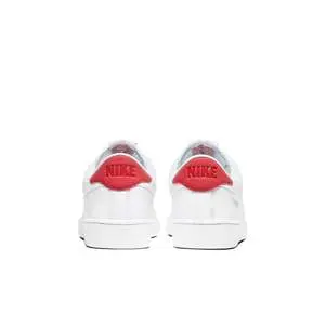 Nike Classic Cs Low Top Sneakers - White/red