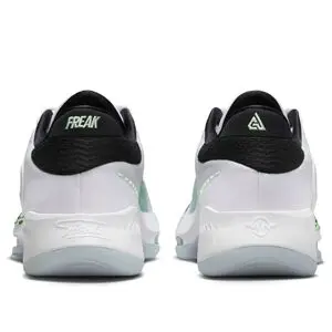 Nike Zoom Freak 4 'greek Coastline' Sneakers - White/green