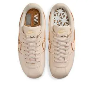 Nike Cortez "world Make" Sneakers - Beige