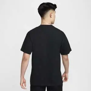 Nike T-shirt Asia Sizing