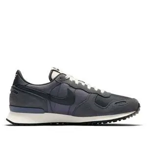 Nike Vortex Sneakers - Blackpurple