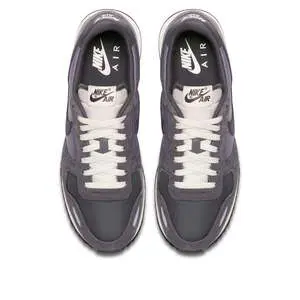 Nike Vortex Sneakers - Blackpurple