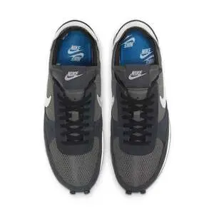 Nike Daybreak-type Sneakers