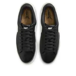 Nike Blazer Phantom Low Top Sneakers - Black/anthracite/phantom