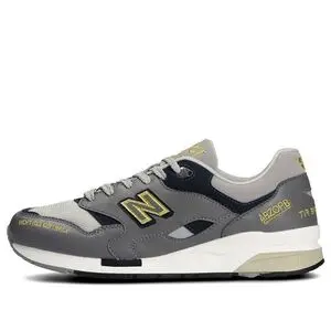 NEW BALANCE 1600 Limited Edition Sneaker - Grey