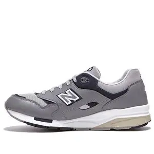 NEW BALANCE 1600 Low Top Sneakers
