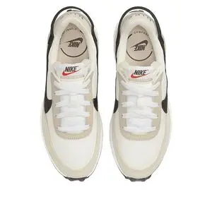 Nike Waffle Debut Sneakers - White/black