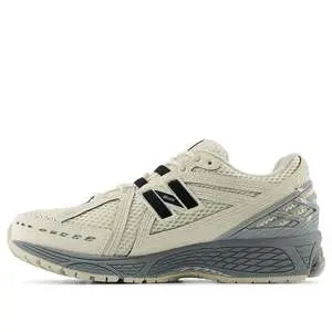NEW BALANCE 1906r Cordura Sneakers - Tan/black