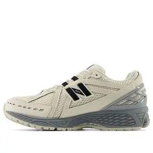 NEW BALANCE 1906r Cordura Sneakers - Tan/black