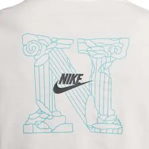Nike Swoosh T-shirt