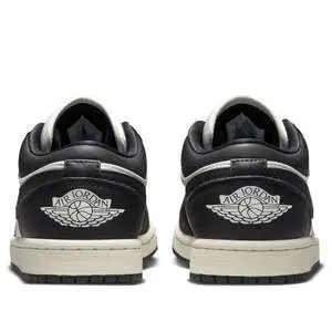 JORDAN 1 Low Se Vintage Panda Sneakers