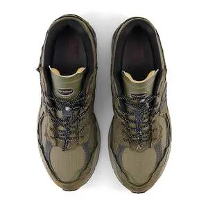 NEW BALANCE 2002r "protection Pack Olive" Sneakers - Dark Moss/grey/black