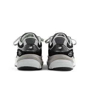 NEW BALANCE 990v6 "made In Usa" Sneakers - Black/white