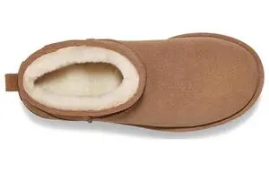 UGG Classic Ultra Mini Platform Boots - Chestnut