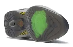 REEBOK Illumination's Minions X Question Mid 'gru's Lab' Sneakers