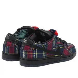 Nike Dunk Low X Nardwuar Tartan Sneakers