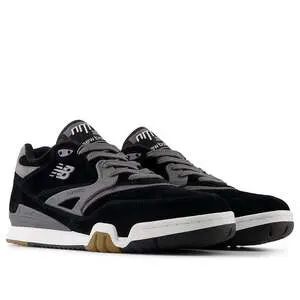 NEW BALANCE Numeric 770 Low Top Sneakers - Black/grey