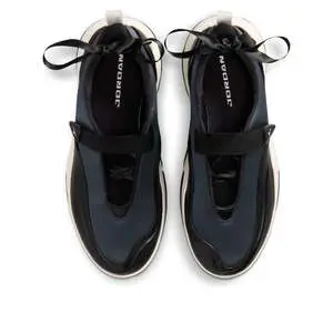 JORDAN Air Pointe Sneakers - Black/sail