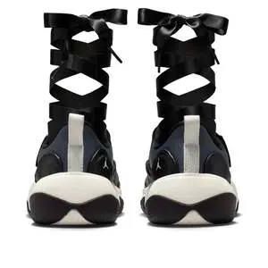 JORDAN Air Pointe Sneakers - Black/sail