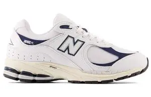 NEW BALANCE 2002r Sneakers - White/blue