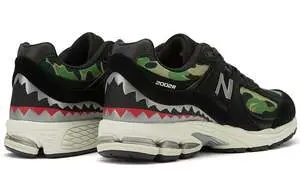 NEW BALANCE X A Bathing Ape 2002r "apes Together Strong Camo - Black