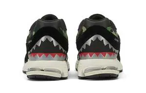 NEW BALANCE X A Bathing Ape 2002r "apes Together Strong Camo - Black