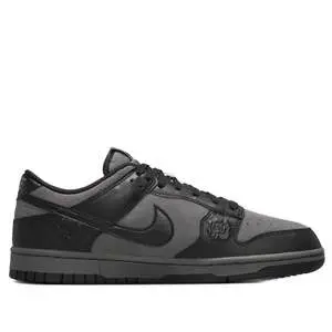 Nike Dunk Low "black Roses" Sneakers