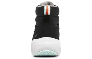 Sketchers On The Go Elevate Mid Top Sneakers