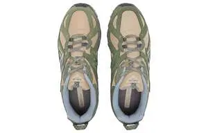 NEW BALANCE 610 Athletic Sneakers - Green