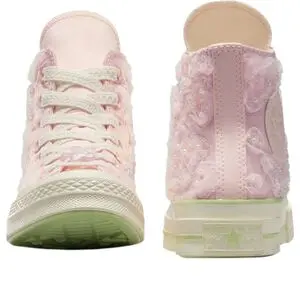 CONVERSE Chuck 70 Hi High Top Sneakers - Pink