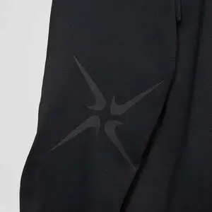 Nike Street Dri-fit Long-sleeve T-shirt