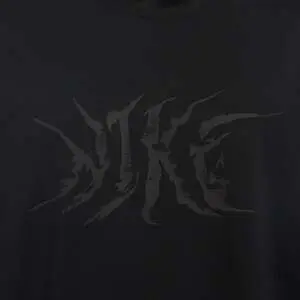 Nike Street Dri-fit Long-sleeve T-shirt