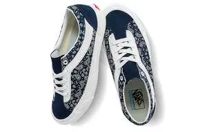 VANS Bold Ni "bandana" Low Top Sneakers - Blue/white
