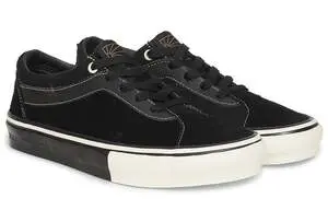 VANS Rassvet X Skate Bold Sneakers
