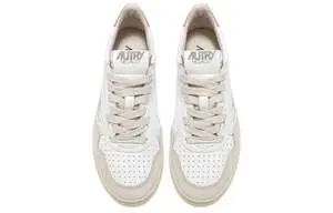 AUTRY Medalist Low Leather Suede Sneakers