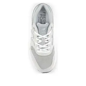 NEW BALANCE 880 V7 Sneakers