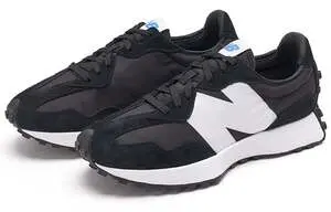 NEW BALANCE 327 Sneakers - Black/white