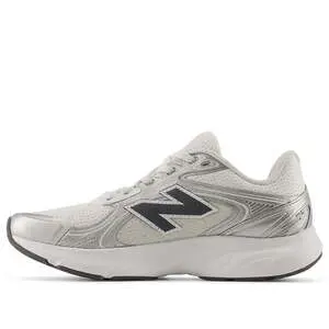 NEW BALANCE Fresh Foam Amaste Sneakers - Grey/castle Grey