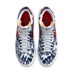 Nike Blazer Mid '77 Vintage 'blue Tie-dye' High Top Sneakers - White/blue/red