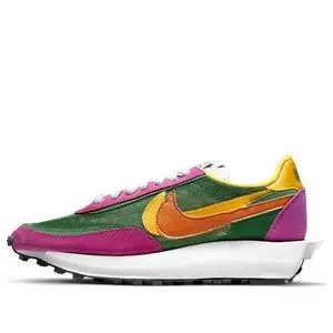 Nike X Sacai LD Waffle "Pine Green" Red/green