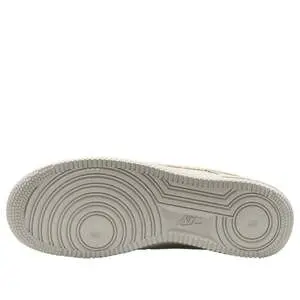 Nike Force 1 '07 Sneakers