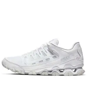Nike Nike Reax 8 TR Athletic Sneakers White/grey