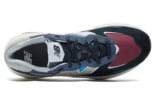 NEW BALANCE 57/40 Sneakers - Black/navy Blue/wine Red