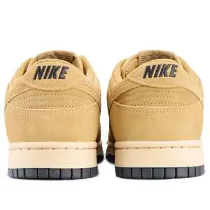 Nike Dunk Low Sneakers - Wheat/wheat/black