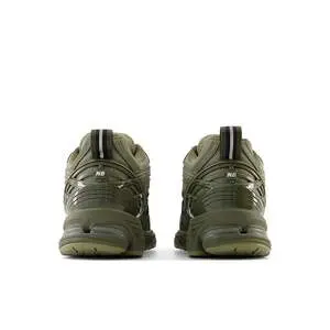 NEW BALANCE 1906r Sneakers