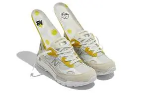 NEW BALANCE Paperboy Paris X 992 Made In Usa "fried Egg - Cream
