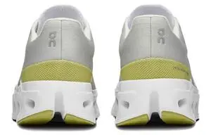 On Cloudeclipse Sneakers - White/sand