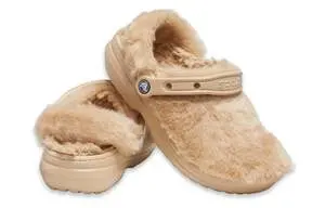 CROCS Classic Fur Sure Clogs
