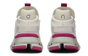 On Cloudnova Sneakers - Undyed White/carnation